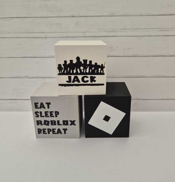 Personalised Roblox Cubes - Kids Bedroom Decor by Etsy | ufurnish.com