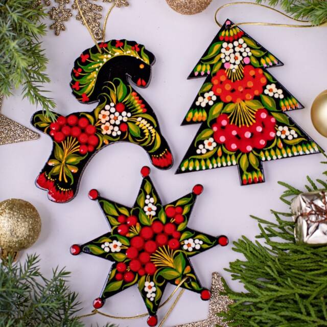 Handmade Wooden Christmas Ornaments Horse, Star, Tree Decorations Hand ...