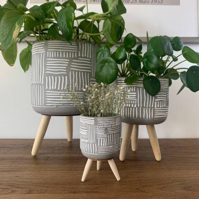 Lines Cement Planter Pots On Tripod Wood Stands by Etsy | ufurnish.com