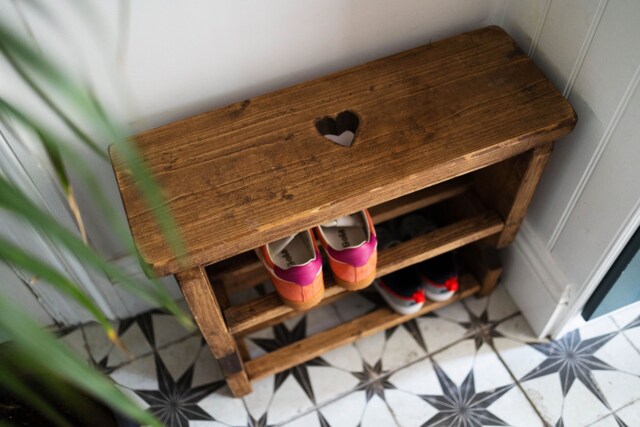 Handmade Rustic Shoe Rack Reclaimed Wood Bench With Heart Carving ...