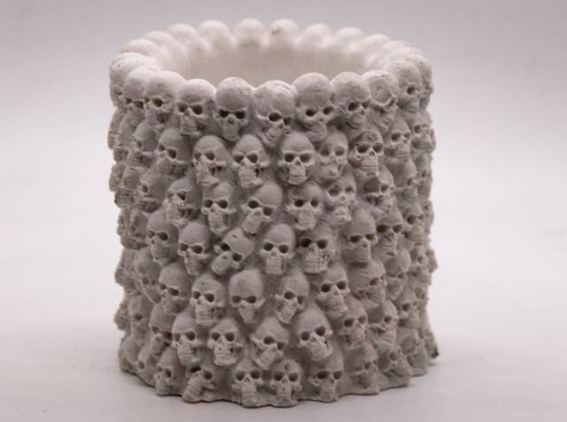 Skull Plant Pot, Gothic, Skull, Gift, Plants, Houseplant, Pots , Quirky ...