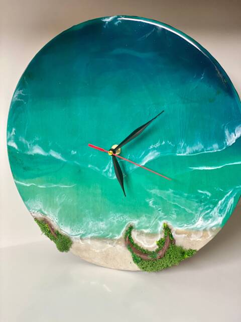 Beach Wall Clock, Resin Ocean Clock Moss Art, Epoxy Coastal Home Decor ...