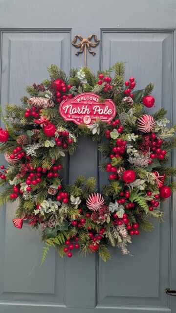 North Pole Faux Christmas Wreath - Red Berries Apples Spruce With Sign ...