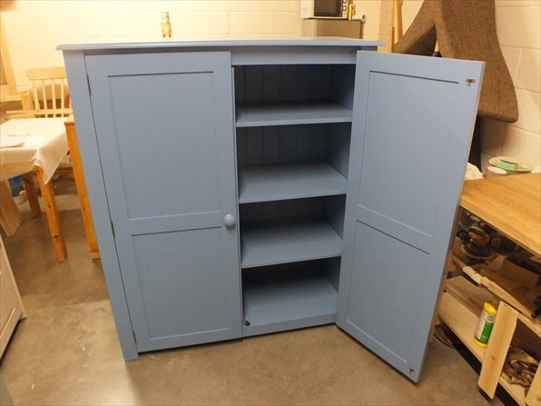 Painted 2 Door Linen Storage Cupboard - Bespoke Colours & Sizes ...