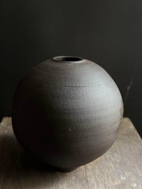 Minimalist Black Round Ceramic Moon Jar Vase by Etsy | ufurnish.com