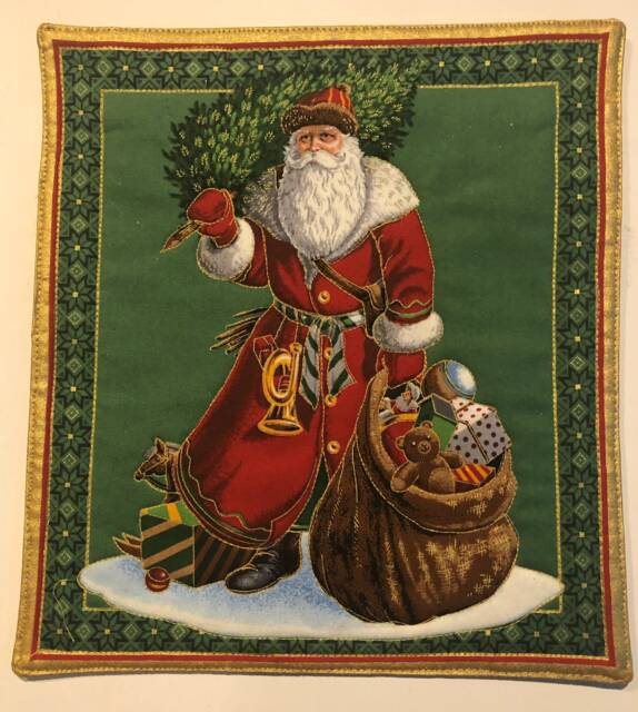 Vintage Santa Quilted Wall Hanging, Placemat, Mug Rug, Snack Mat, Or ...