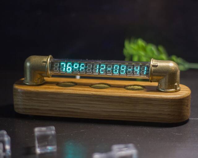 Vfd Clock On Iv-27 Vacuum Fluorescent Tube. Natural Solid Oak Case. Usb ...