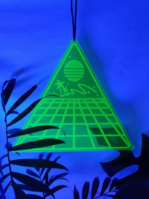 Blacklight Night-Vaporwave Acrylic Art Wall Hanging Triangle, Black Light, Synthwave, New Retro ...