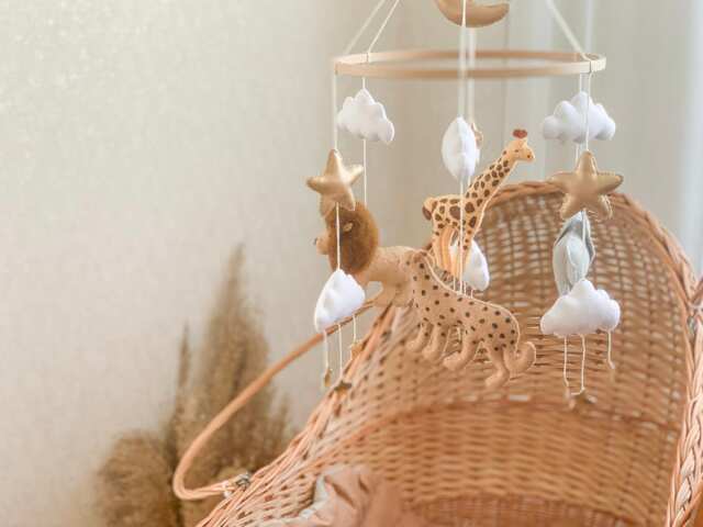 Safari Baby Mobile, Jungle Animal Decor Nursery, Animals Giraffe, Lion ...