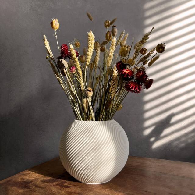 Zeny Flower Vase - Modern Minimalist Home Decor Design by Etsy ...