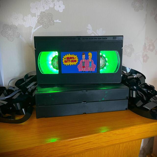 Retro Vhs Lamp, Beavis & Butthead, Movie Night Light, Film Collectibles ...