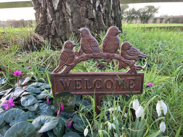 Cast Iron Birds Welcome Sign Spike Garden Ornament by Etsy | ufurnish.com