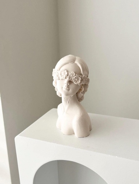 Lady Statue, Custom Colour Effects - Handmade Jesmonite Neutral Home ...