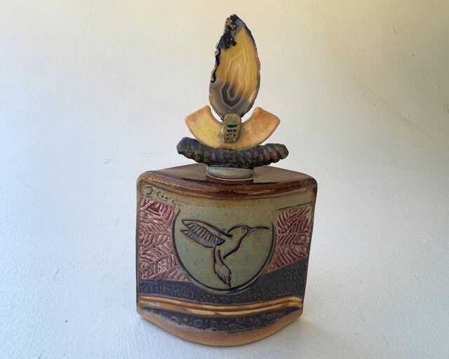 Handcrafted Hummingbird Pottery Vessel With Polished Agate Lid - Unique ...