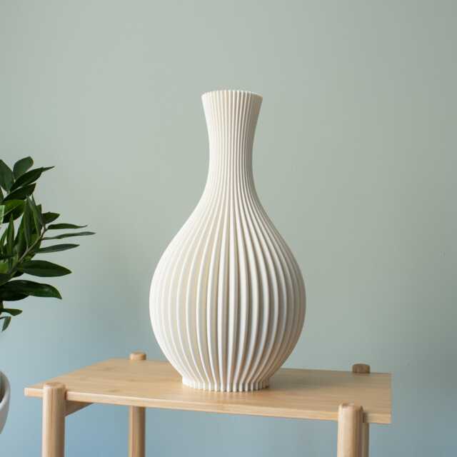 Elegant Vase Julia Cream White, Minimalist 3D Printed With Grooved ...