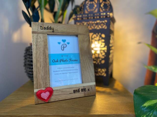 "Daddy/Mummy Auntie Uncle Grandparents & Me - Father's Day Gift Solid Oak Wood Photo Frame Fits ...