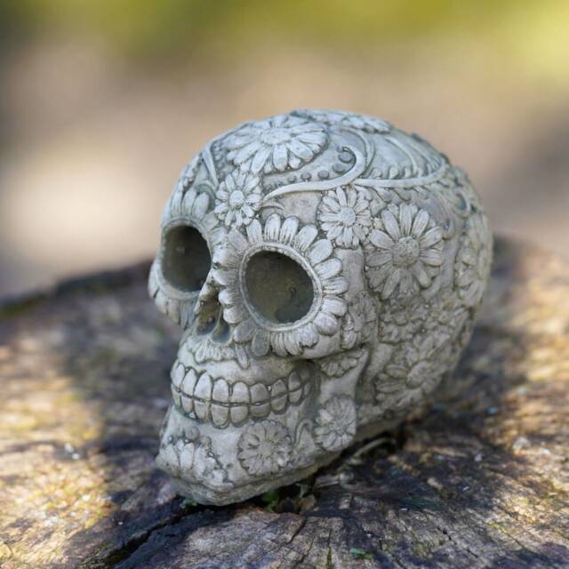 Blossom Skull Stone Statue - Outdoor Gothic Skeleton Garden Ornament ...