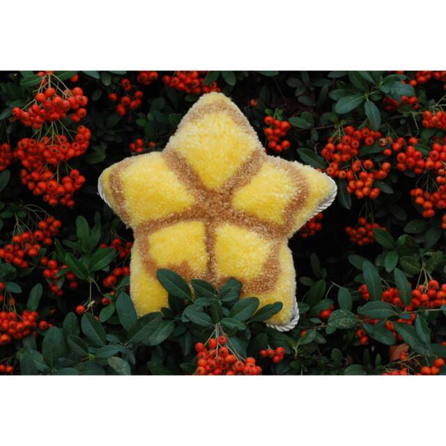Christmas Tree Topper Yellow Star Handmade Needle Punch, Fluffy Tree ...