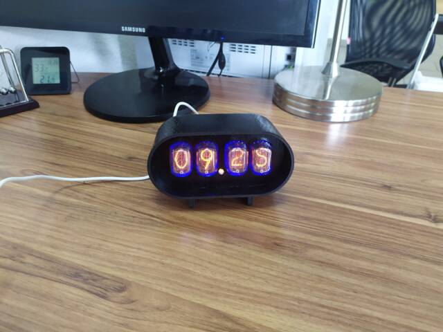 In-12 Nixie Clock Painted in Black - Vintage Retro Desk Clock Handmade ...