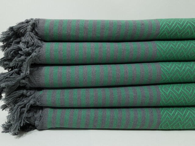 "Green Blanket, Warm Turkish Bedspread, Extra Long 79""x102" by Etsy ...