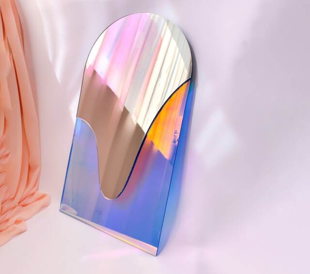 Liquid Arch Reflector - Wavy Acrylic Mirror Arch Amorphic Retro Object ...
