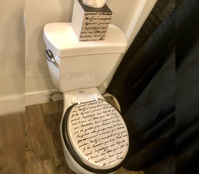 Paris French Script Hand Painted Toilet Seat Set - Bathroom Vanity ...