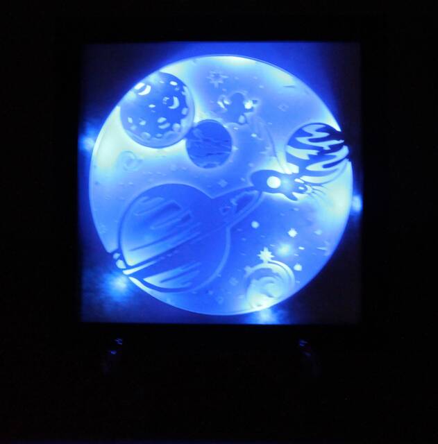 Light Up 3D Planets & Stars Shadow Box, Light Up Astronaut 8x8 Shadow ...
