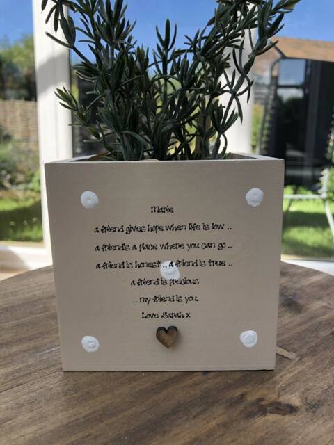 Best Friend Personalised Flower/Plant Pot Special Friend Gift Shabby ...