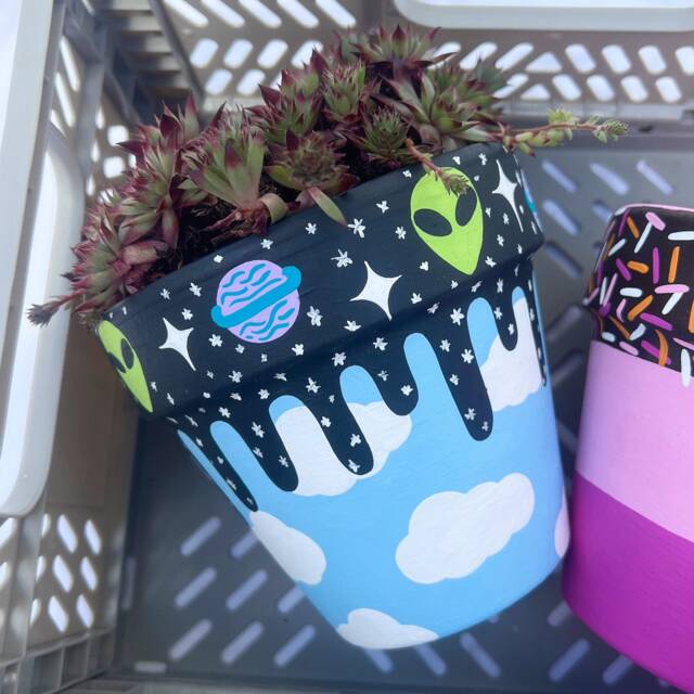 Hand Painted 11cm Blue Cloud/ Alien Space Themed Dripping Indoor Plant ...