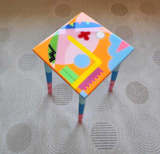Small Wooden Hand Painted Resin Cool Side Coffee Tables, Colorful Pink ...