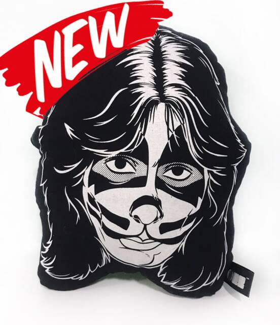 Peter The Cat-Man Kiss Decorative Throw Pillow by Etsy | ufurnish.com