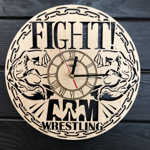 Armwrestling Clock Gift For Men Women 5Th Anniversary Personalize ...