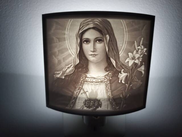 Blessed Mother Mary Night Light by Etsy | ufurnish.com