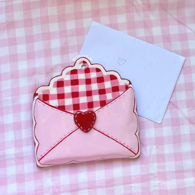 Clay Envelope Mail Holder, Pink Red Gingham Document Organizer, Wall ...