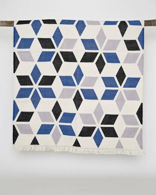 Geometric Floral Handwoven Dhurrie Rug by Etsy | ufurnish.com