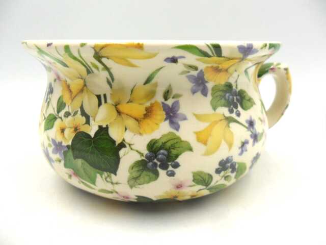 Small Chamber Pot in Pretty Spring Daffodil Design By Heron Cross ...