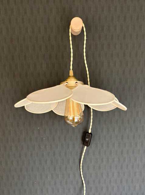 7-Petal Linen & Rattan Flower Lamp - Chandelier Wall Light Handcrafted ...