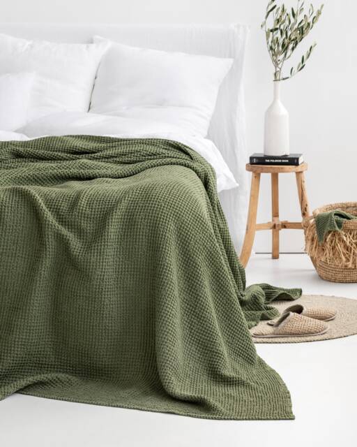 Forest Green Waffle Linen Blanket - Cozy Deep Throw For Queen Or King ...