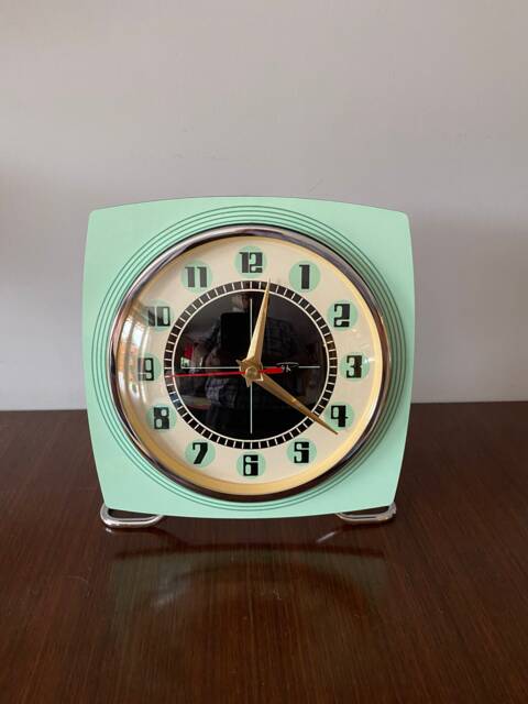 Jadeite Green Mantle Clock Mid-Century Atomic Jetsons Style by Etsy ...