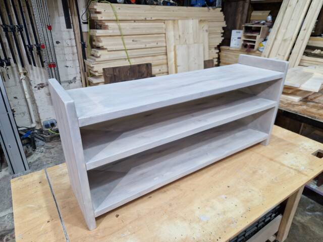 Returned/Unsold Stock/Sale Of Reclaimed Wood Hallway Bench Shoe Racks ...