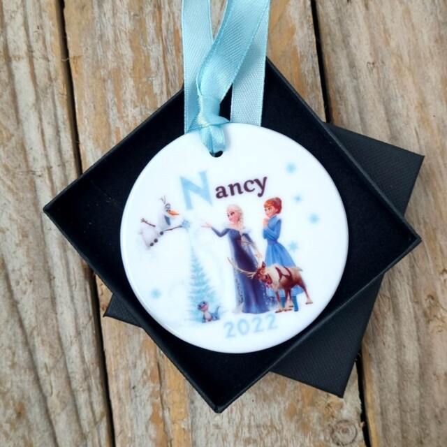 Frozen 2, Elsa & Anna Personalised Ceramic Christmas Tree Hanger. Gift ...