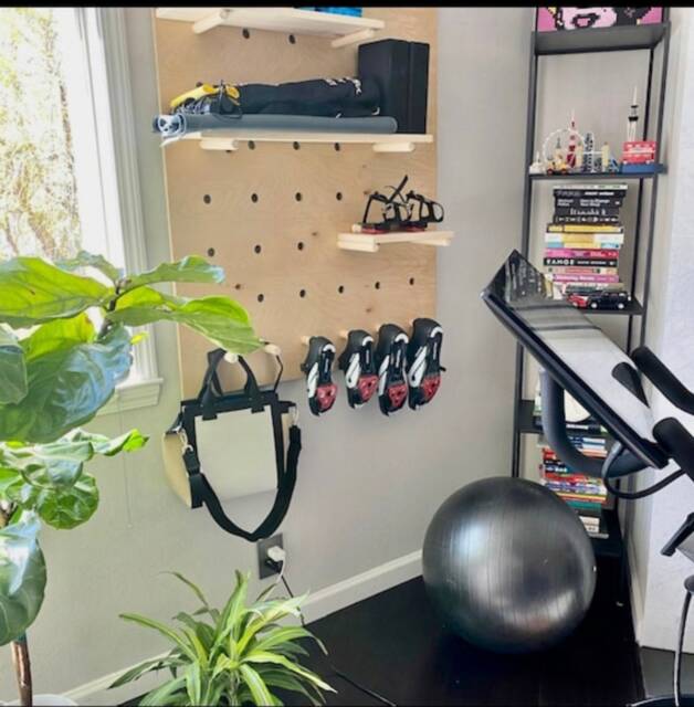 Modern Wooden Pegboard Wall Modular Floating Shelves For Playroom Gym ...