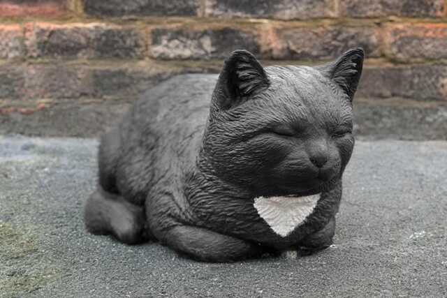 Outdoor Cat Decor Stone Kitty Statue Concrete Kitten Sculpture Pet ...