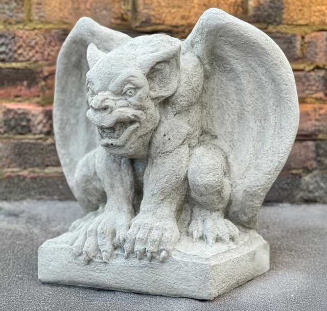 Massive Gargoyle Figurine Concrete Monster Statue Stone Demon Sculpture ...