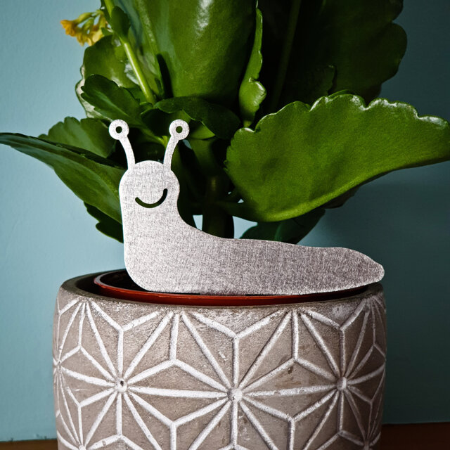 Stainless Steel Slug Plant Pot Ornament, Spike, Window Box Decor ...