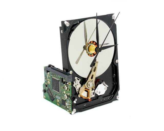 Upcycled Hard Drive Desk Clock Modern Geek Tech Gift by Etsy | ufurnish.com