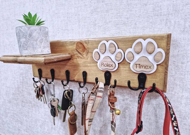 Personalised Wooden Dog Leash + Key Holder. Shelf by Etsy | ufurnish.com