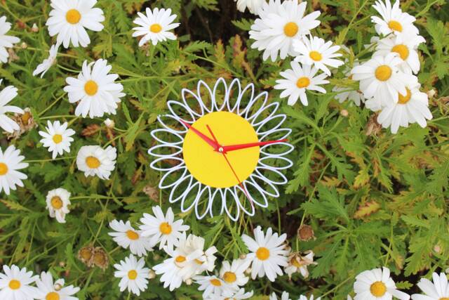 Wall Clock, Daisy Paper Design, First Anniversary, Flower Anniversary ...