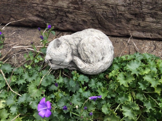 Tiny Stone Cat Kitten Sleeping Garden Ornament Pet Memorial by Etsy ...