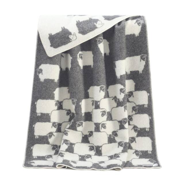 Herd Wool Blanket With Reversible Sheep Pattern - Soft Grey & Off White ...